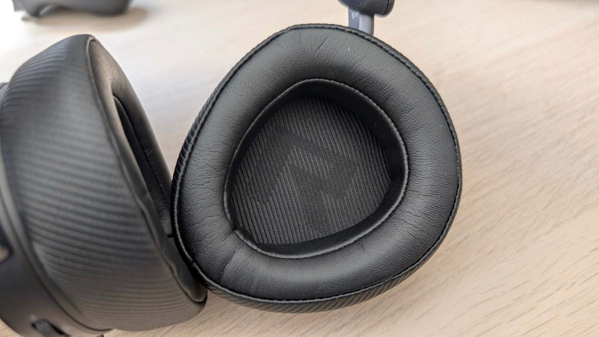 Asus ROG Delta II wireless gaming headset review | PC Gamer