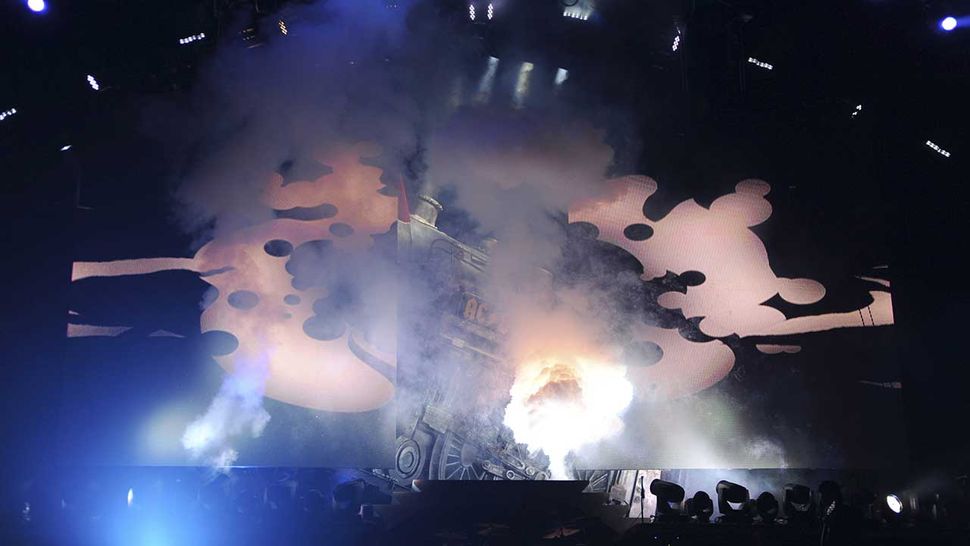 The Ten Greatest Stage Entrances Ever | Louder