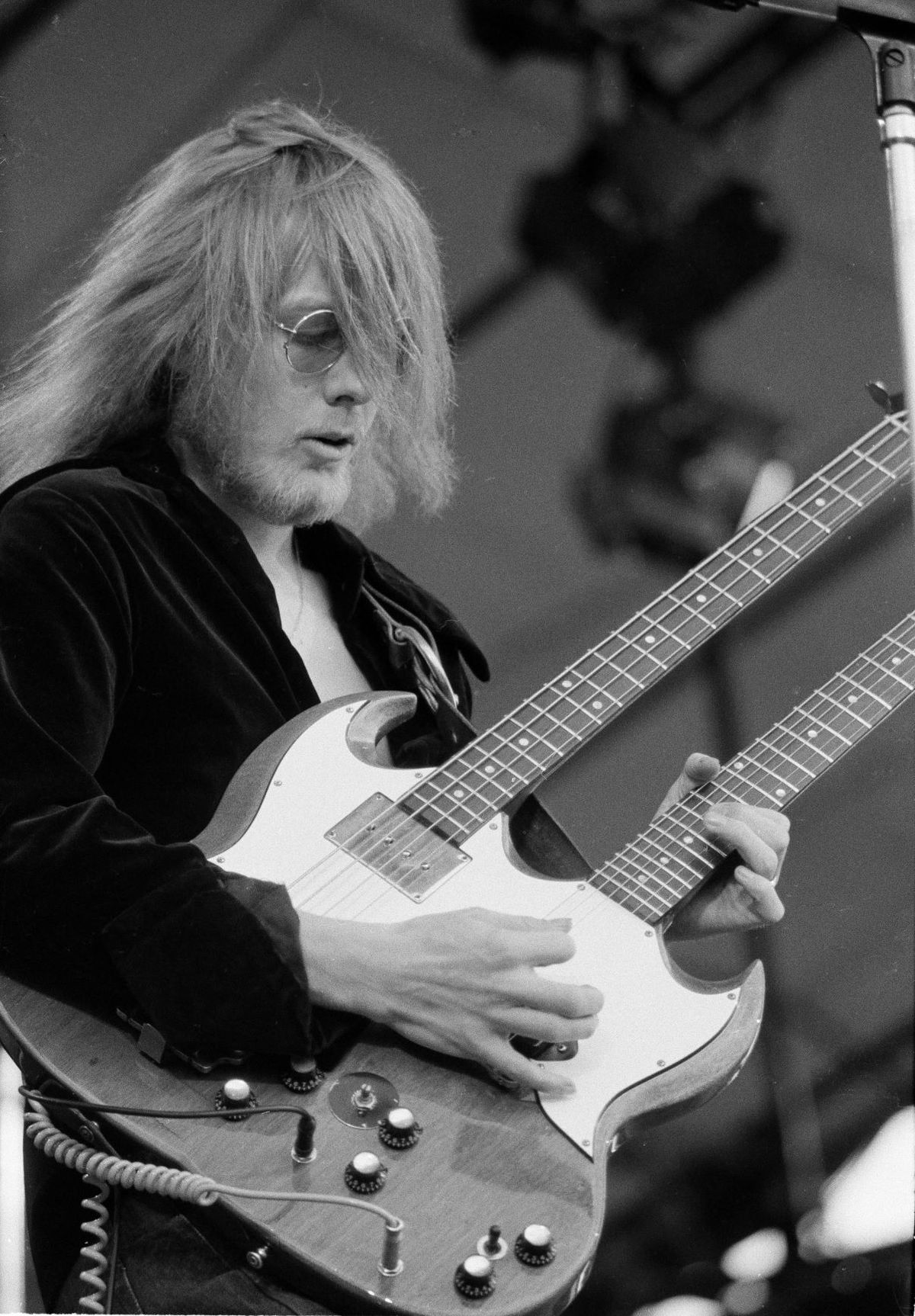 "I Was Set Free": Humble Pie Guitarist Clem Clempson Talks Lighting up ...