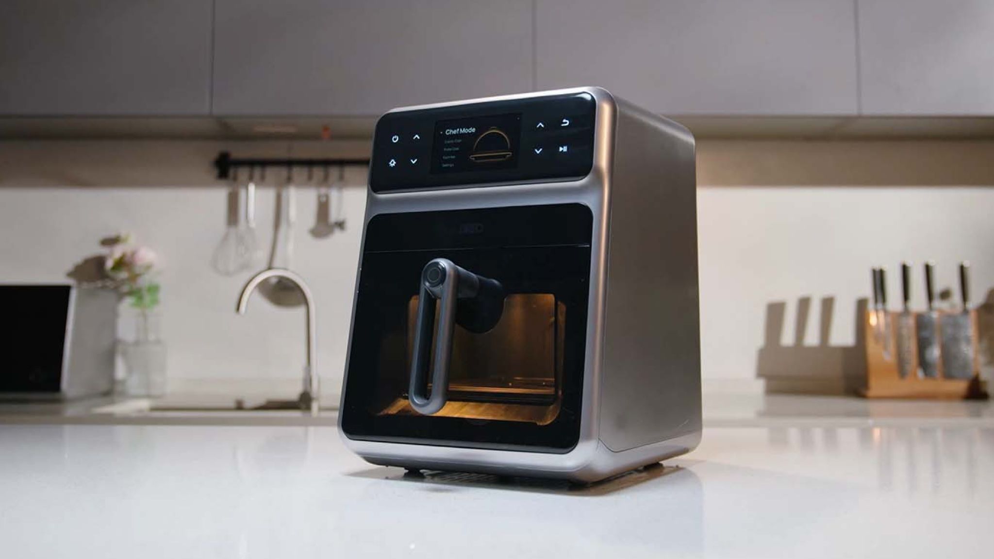 Water good idea: this air fryer steams your food to make it moist | T3