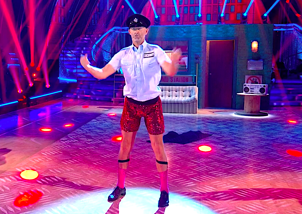 Strictly Come Dancing fans go wild for Tony Adams' samba! | What to Watch
