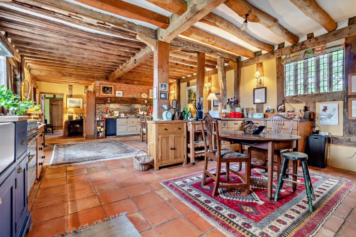 A true ‘all-rounder’ home, with Grade II-listed farmhouse and annexe ...
