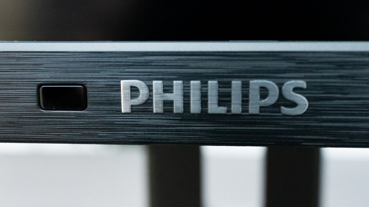 Philips 329P1H review: Big, bright and (almost) brilliant | Creative Bloq