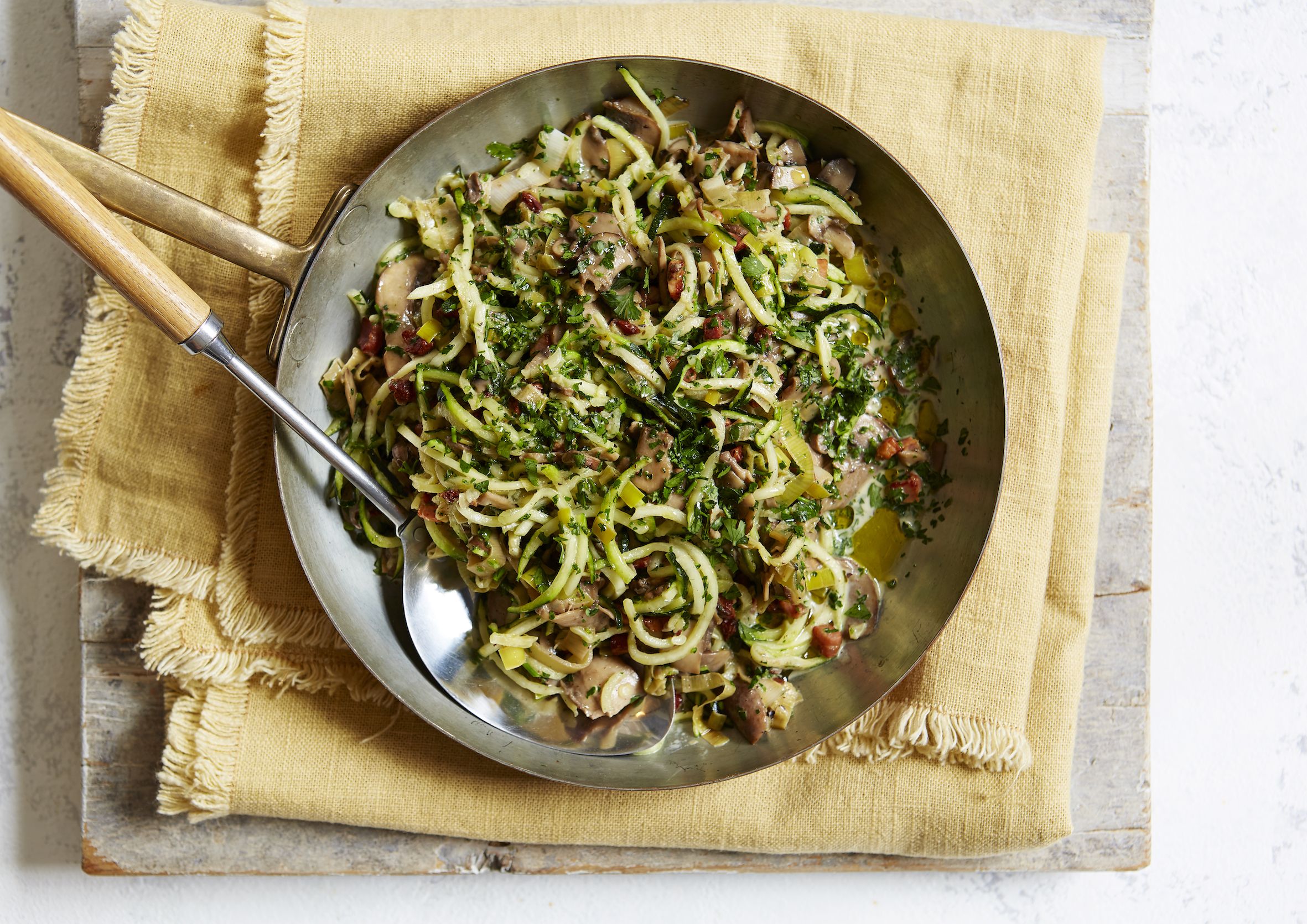 Courgette spaghetti with mushroom and pancetta | British Recipes ...