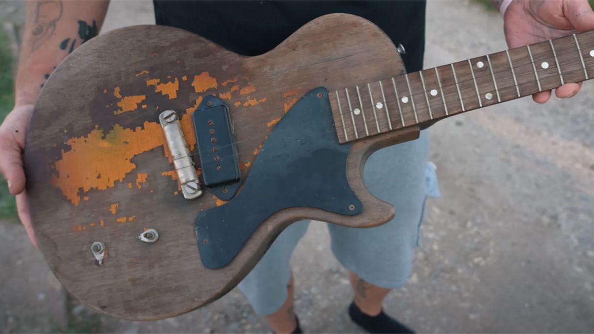 Lost '50s Gibson Les Paul Jr found in a near-unsalvageable state ...