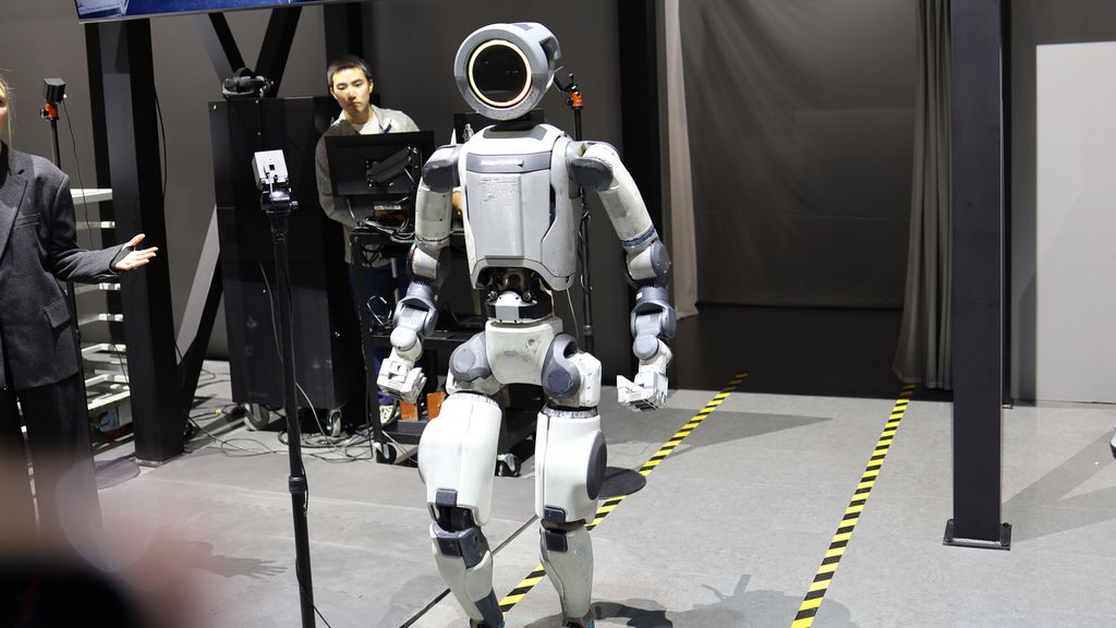 Microsoft wants robots off factory floors with Rho-alpha, blending ...