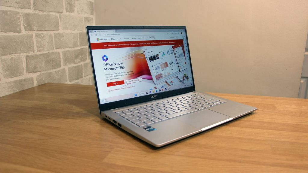 Best laptops for students 2024: Get the perfect laptop for college ...