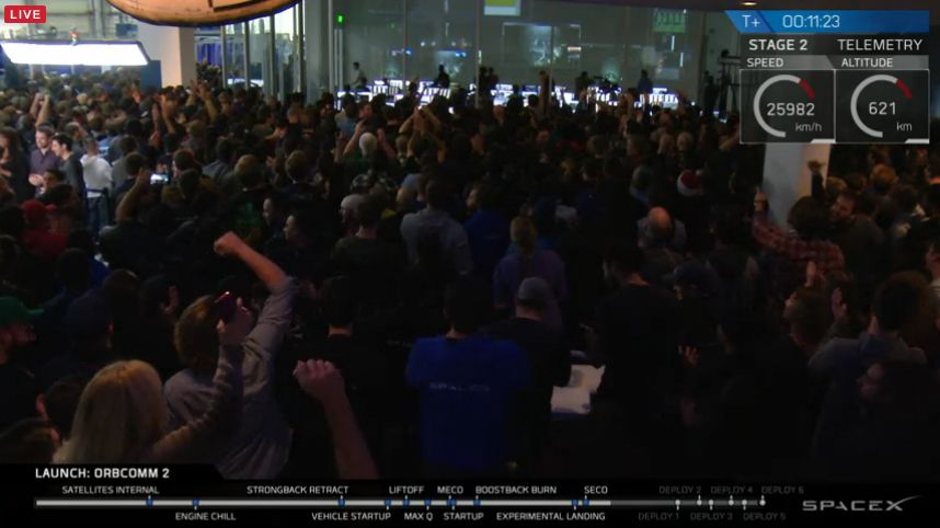 SpaceX's Epic Falcon 9 Rocket Landing in Pictures | Space