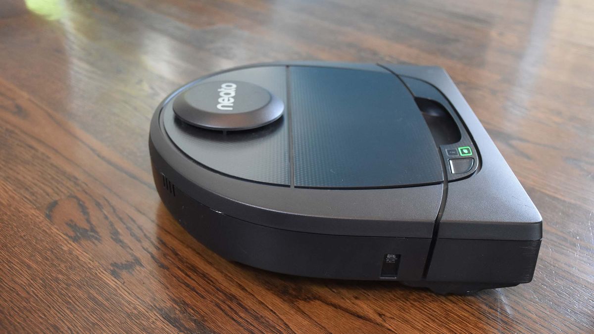 Neato D4 robot vacuum review | Tom's Guide