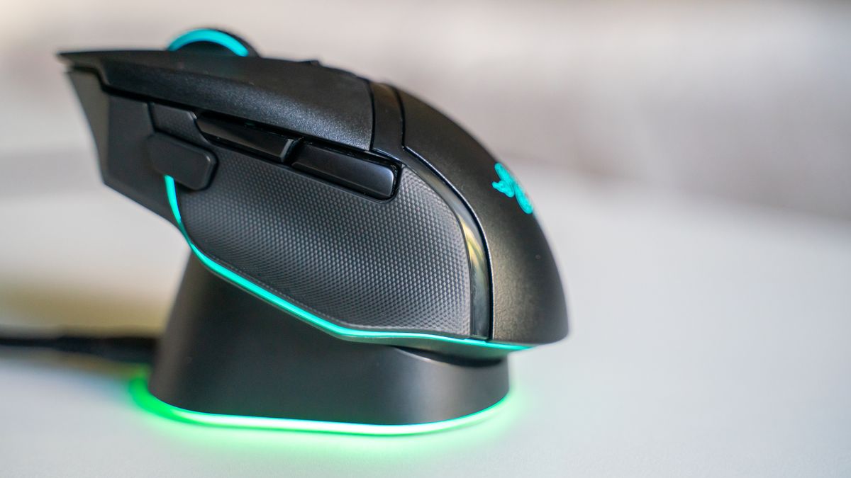 Razer Basilisk V3 Pro | TechRadar