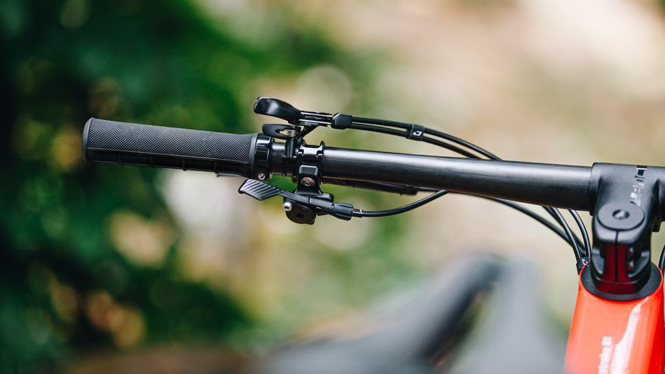 BMC reveal completely redesigned Fourstroke models and an automatic ...