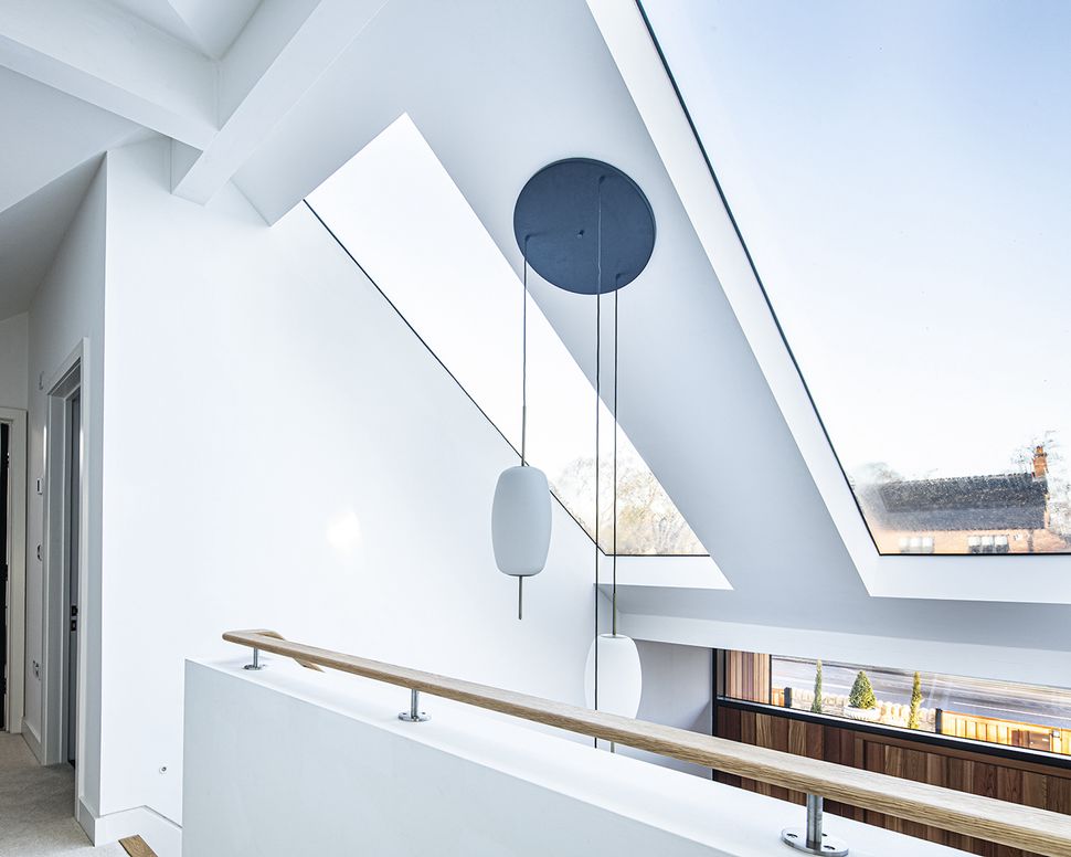 8 small landing ideas to make this space feel bigger | Homebuilding