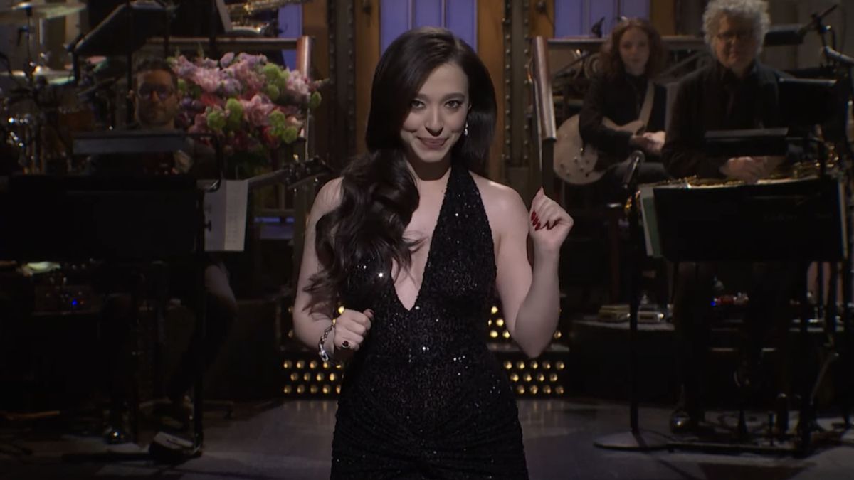 Upcoming SNL Hosts And Musical Guests, The Saturday Night Live Season ...