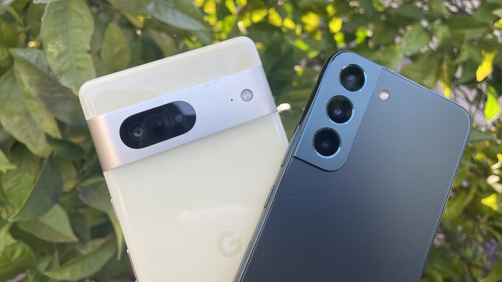 Google Pixel 7 vs. Samsung Galaxy S22 —which Android phone wins? | Tom ...