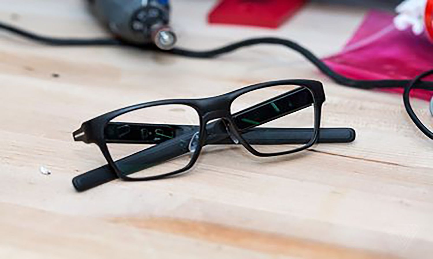No Glassholes: Intel's New Smart Specs Ditch Camera | Tom's Guide
