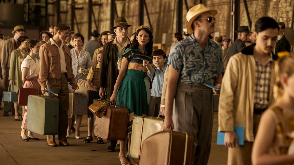 Ten Pound Poms season 2 episode 1 recap: Kate and Michael go on the run, but can they avoid the ...