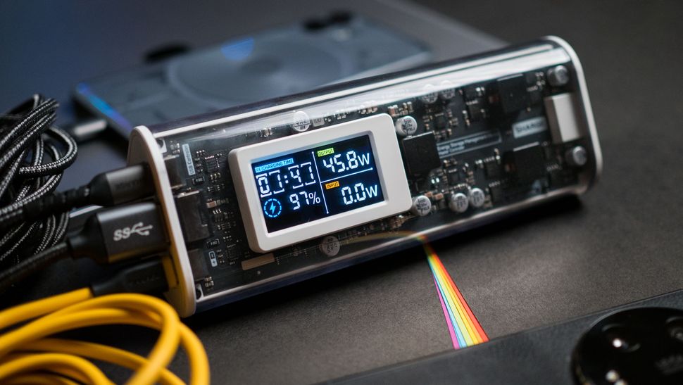 SHARGE Shargeek 170 Power Bank review: The ultimate see-through power ...