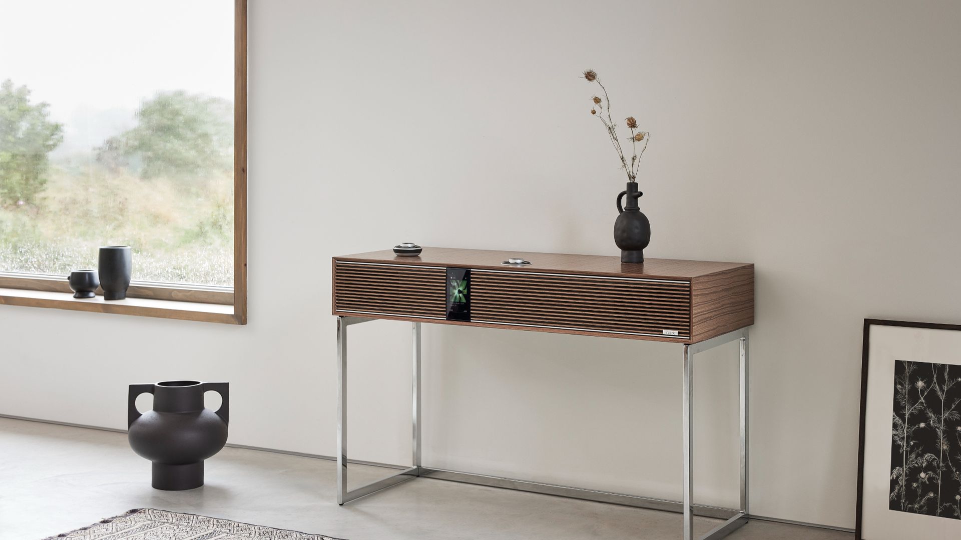 Ruark reinvents the radiogram once again with the stunning R810 all-in ...