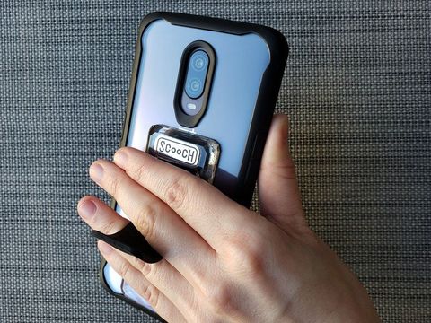 Scooch Wingback Universal kickstand review: Kick your phone's ...