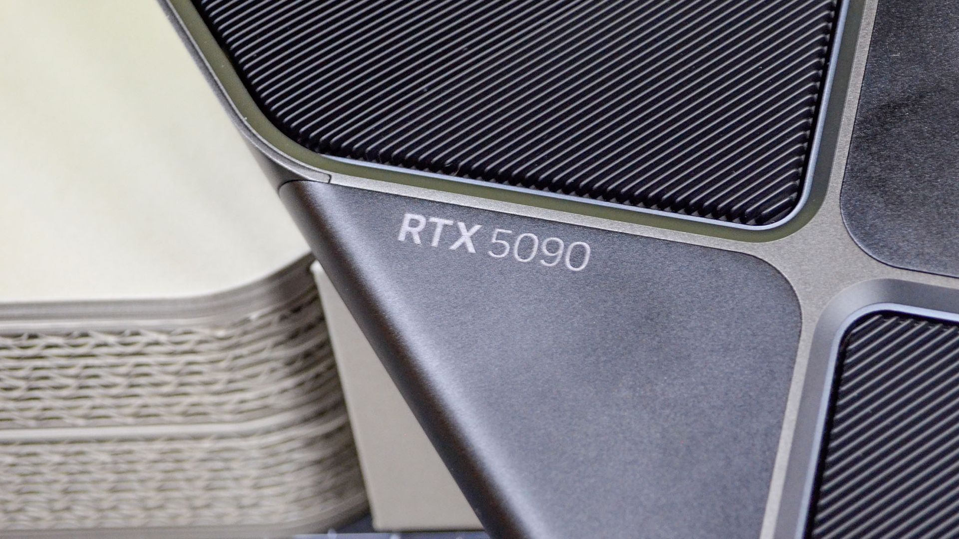Rumors that RTX 5090 GPU review models are somehow faster than retail ...