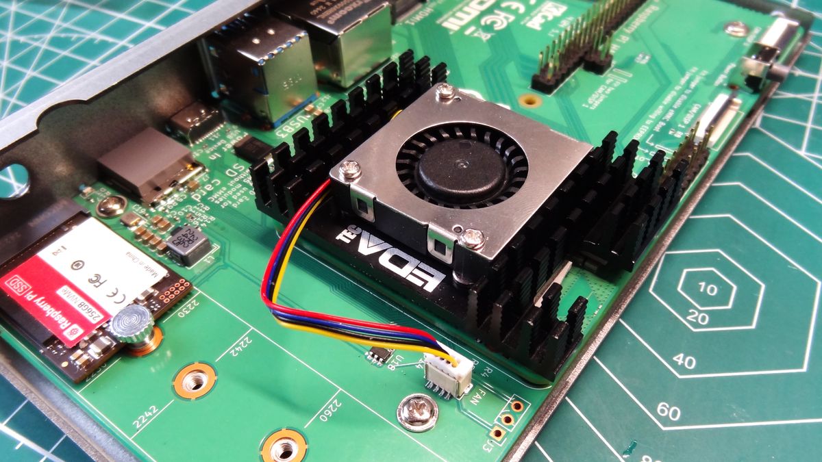 EDATec CM5 Active Cooler Review: A Cool Deal | Tom's Hardware