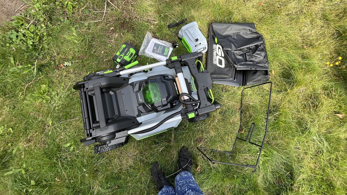 EGO Power+ LM2135SP 21-Inch Select Cut Lawn Mower review | Top Ten Reviews