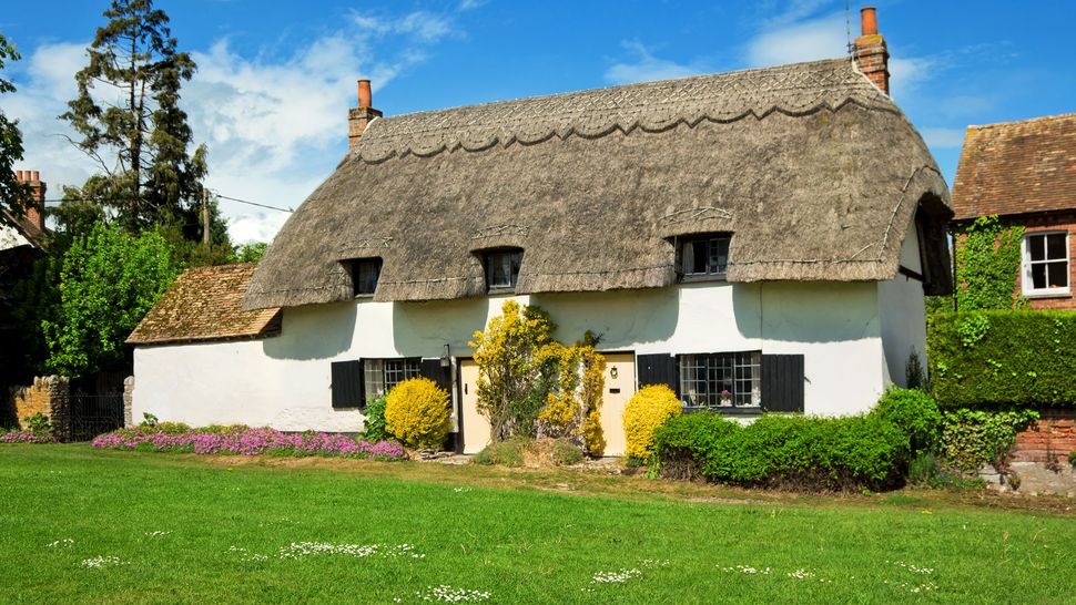 Guide to cottage renovation: How to restore original features ...