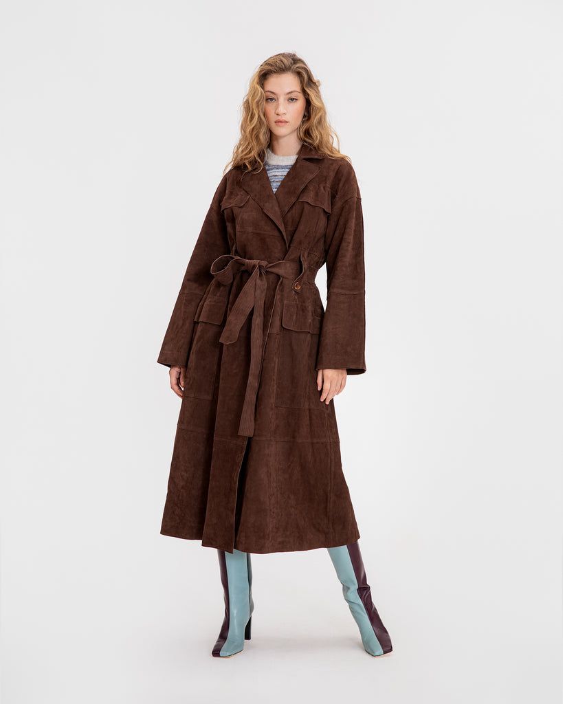 See and Shop the Fall/Winter 2024 Suede Fashion Trend | Who What Wear