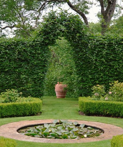 Formal garden design: 8 ideas for gardens of all sizes | Homes and Gardens