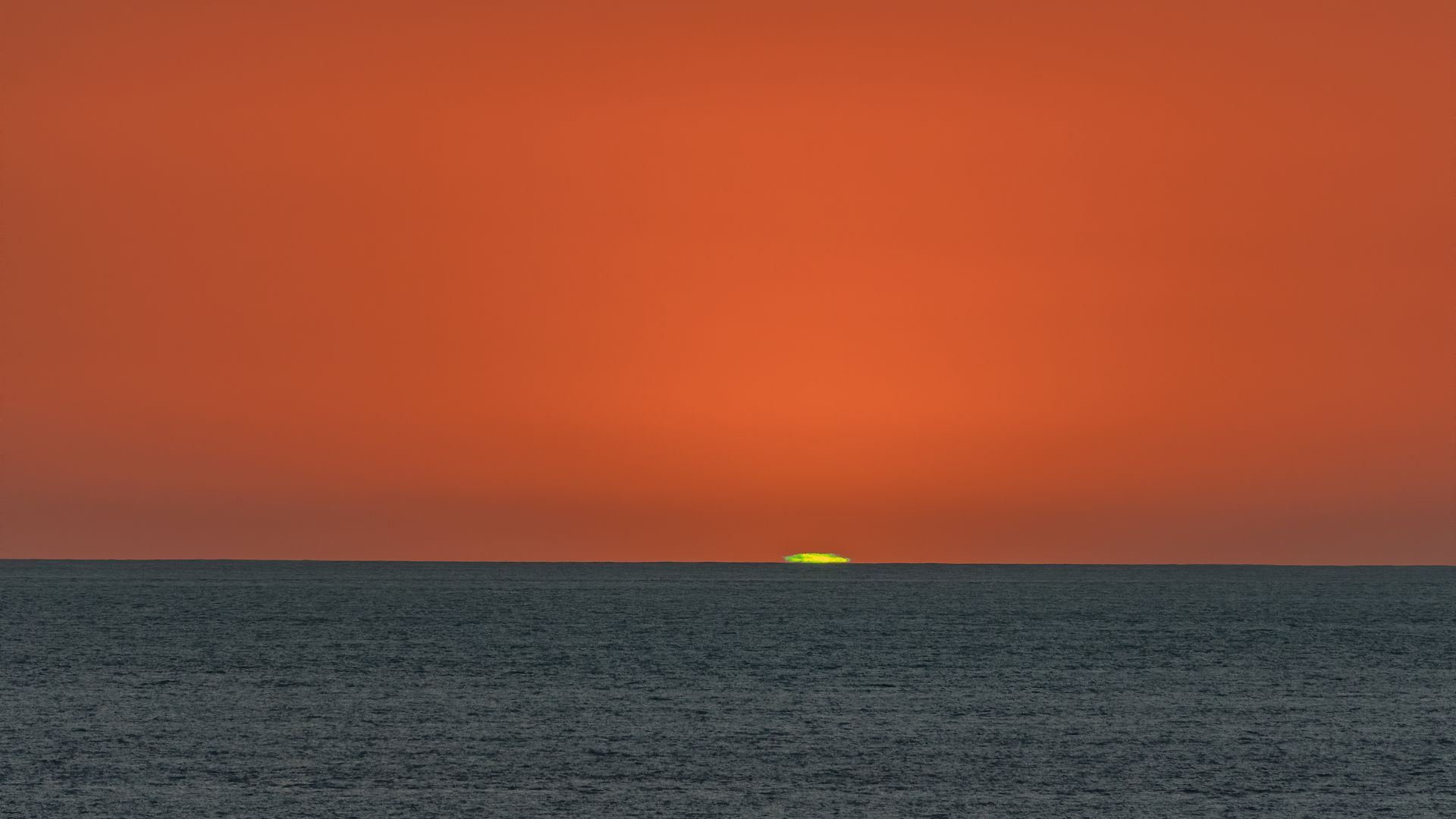 Why is there sometimes a green flash at sunset and sunrise? | Live Science