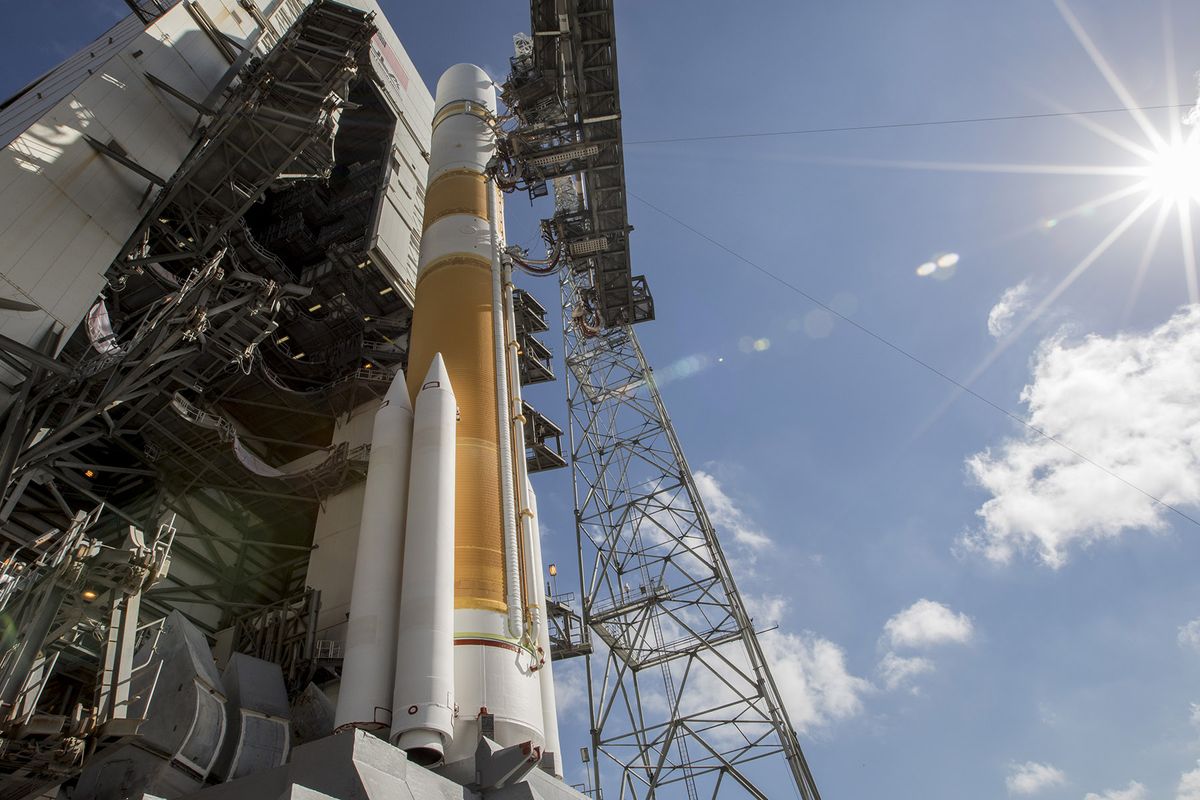 Launch Photos: US Air Force's Wideband Global SATCOM 8 Blasts Off | Space