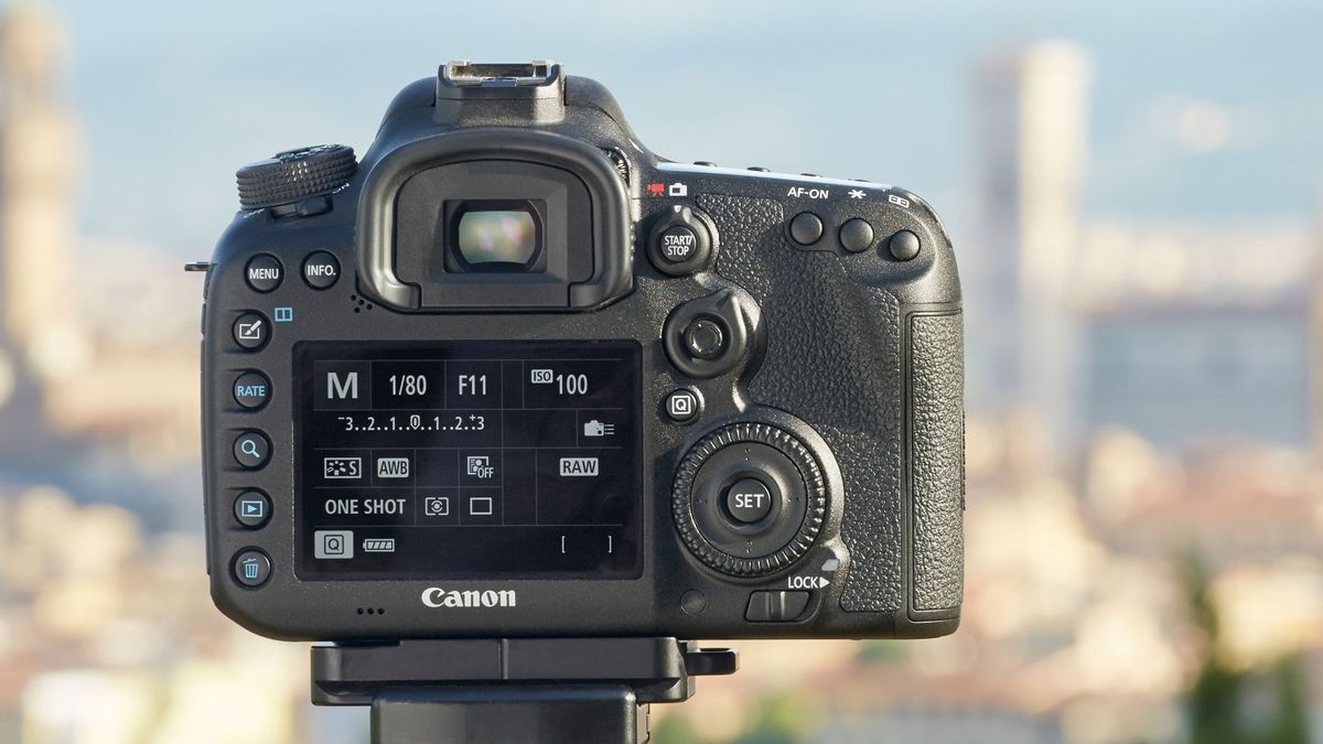 Canon EOS 7D Mark II Review Digital Camera World Canon EOS 7D Mark II Review Digital Camera World
