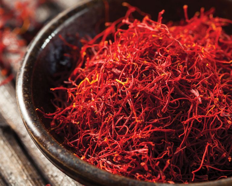 How to grow saffron: a step-by-step guide to grow saffron | Homes and ...