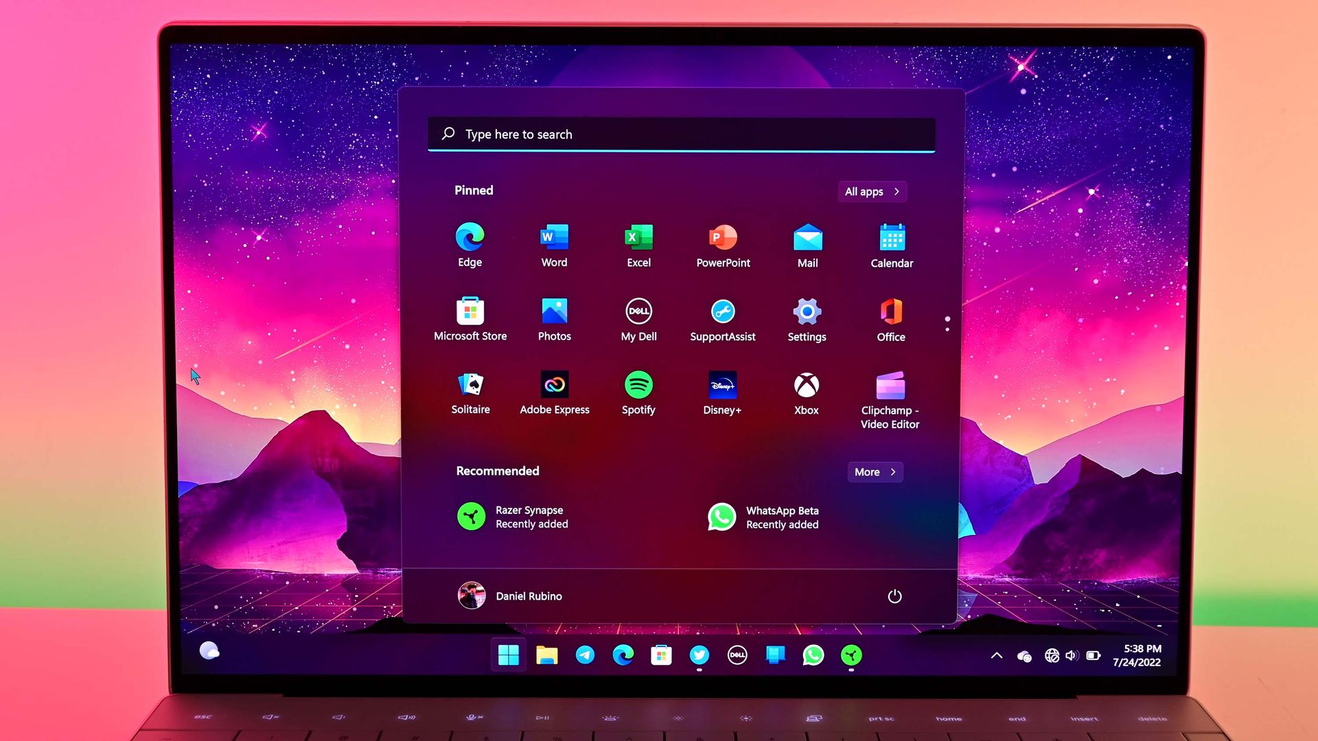 Microsoft sneaks out new wallpaper option to Windows 11 Insiders ...