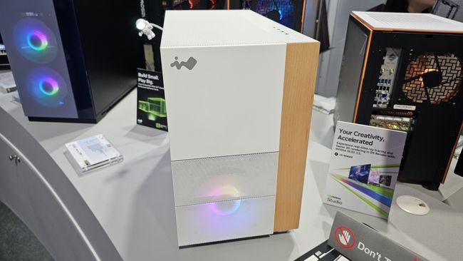 InWin flexes its glass-bending skills with new Signature case ...