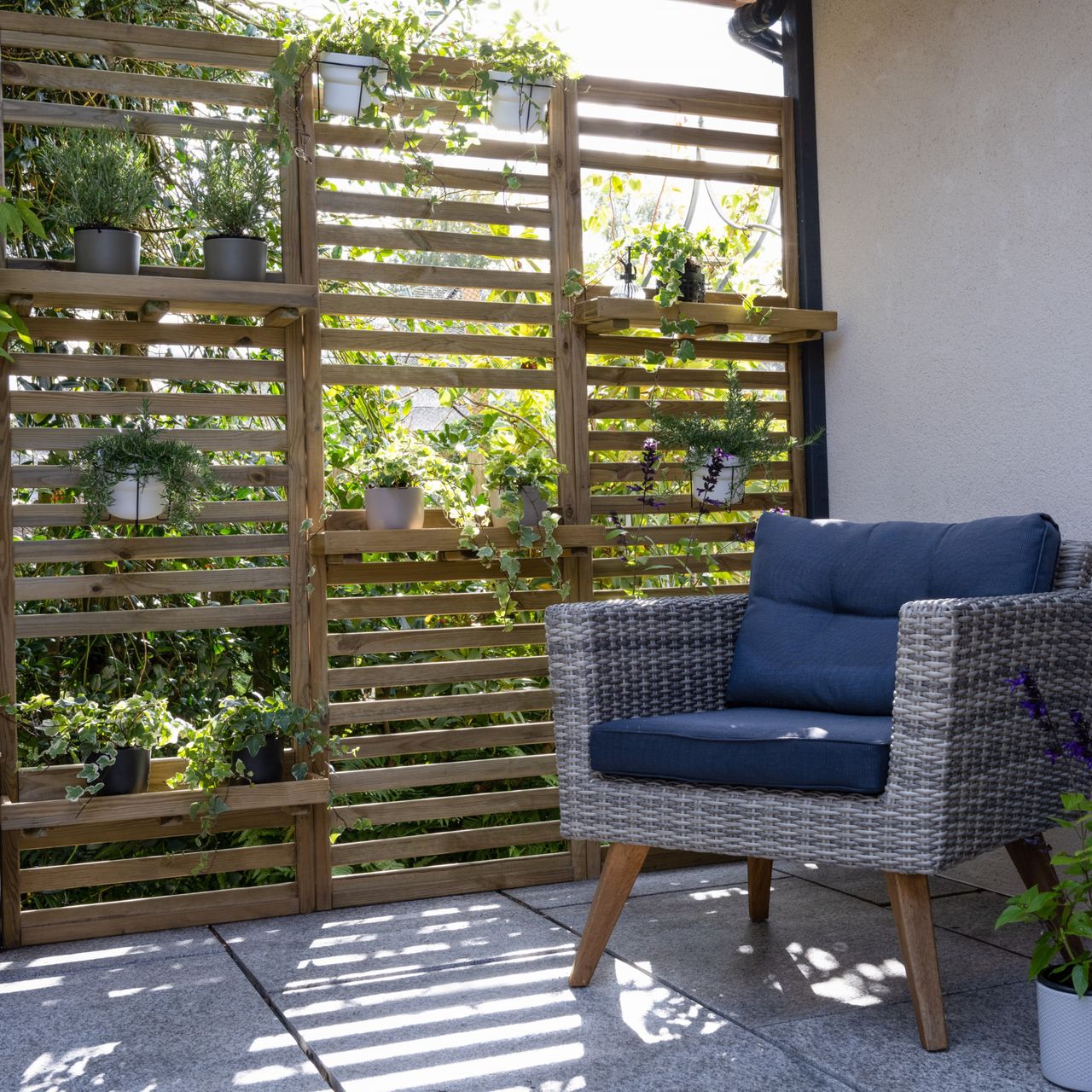 9 patio privacy ideas to prevent neighbours from looking in | Ideal Home