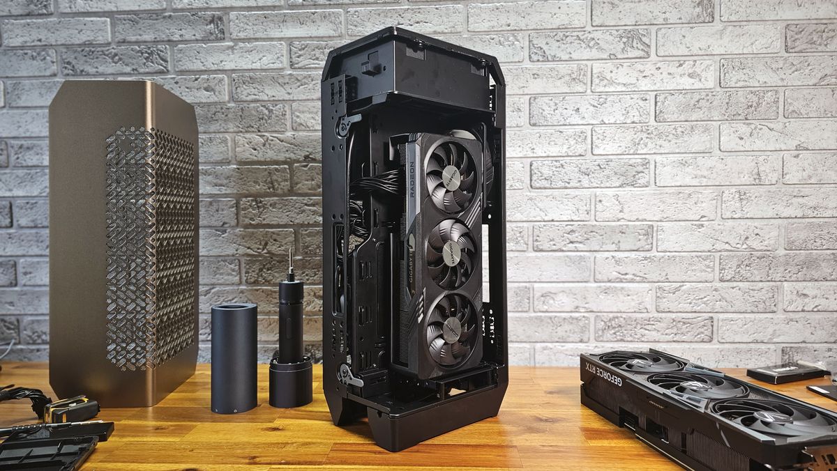 Best Mini-ITX Cases 2024: Our Picks for Compact PC Builds | Tom's Hardware