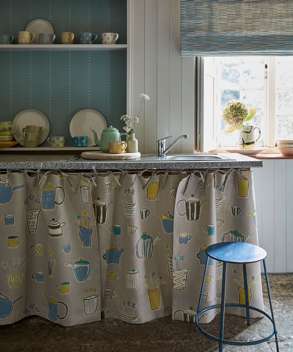 Country kitchen curtain ideas: 20 pretty ways to dress windows | Homes ...