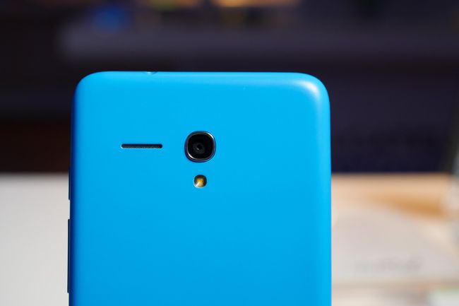 Windows Phone isn't dead, Part V: How Alcatel fits into the Windows ...