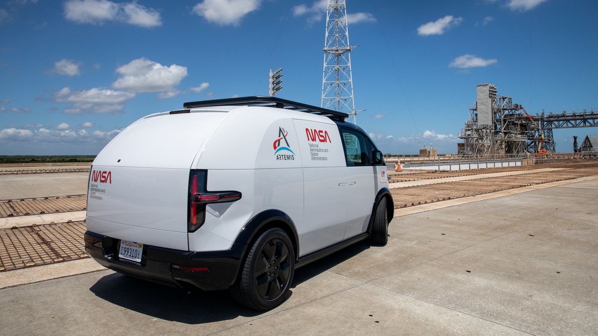 NASA tests electric astronaut van for Artemis moon missions | Space