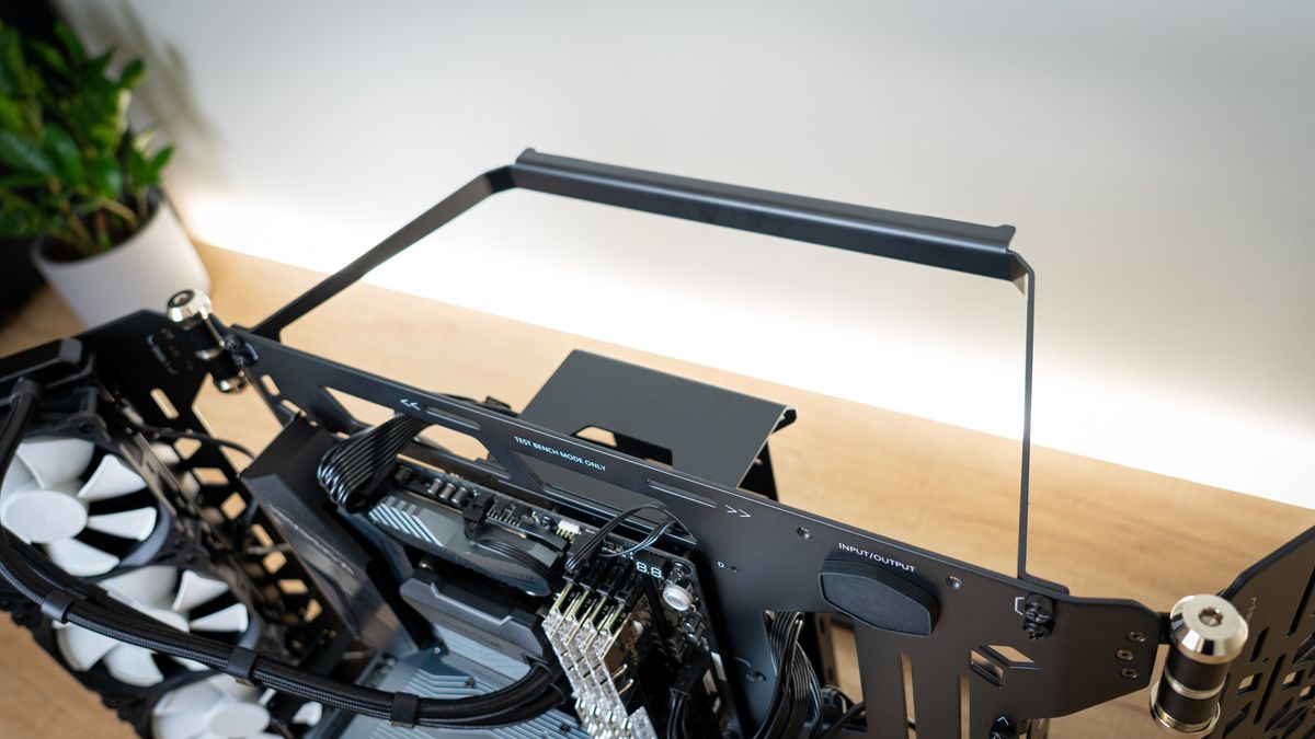 Test Bench Mode & Conclusion - Cooler Master MasterFrame 700 Review: A ...