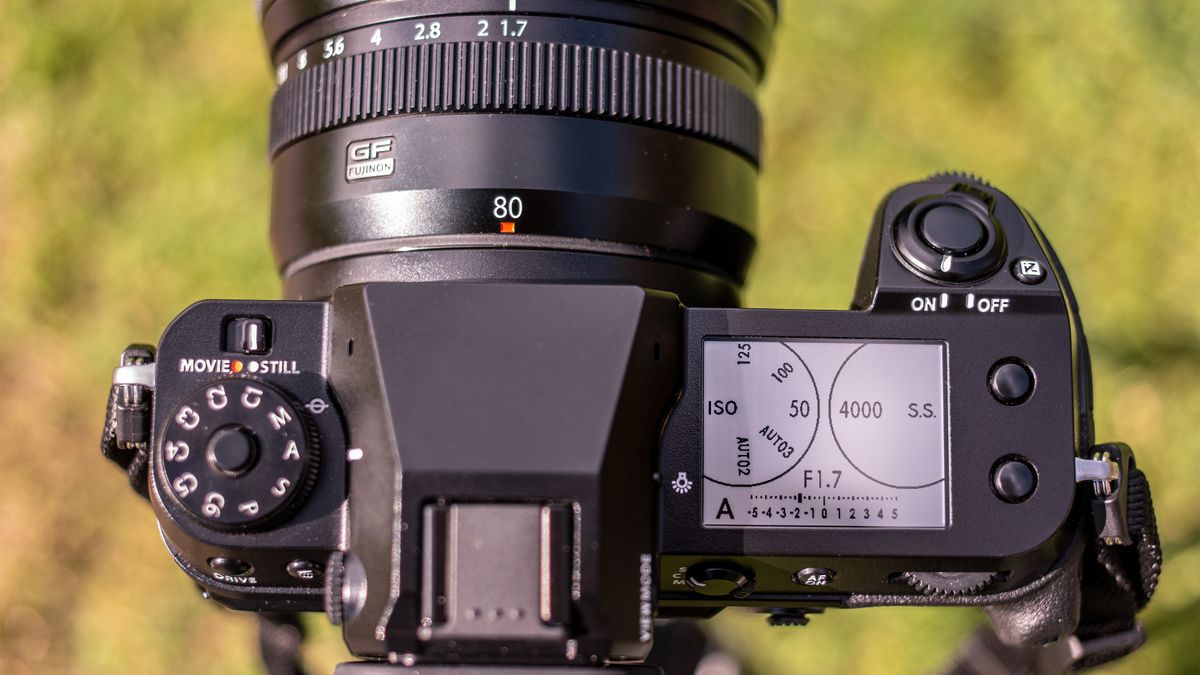 Lighthouse photography: learn to compose images of very tall subjects ...