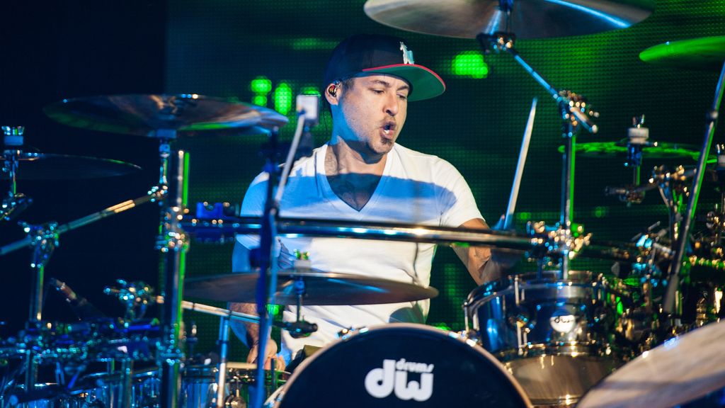 The 17 best international rock drummers in the world right now ...