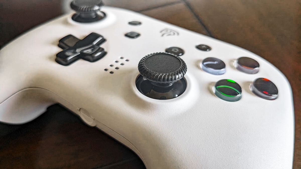 EasySMX ESM-9124 Wireless Switch Controller review: A gamepad with ...