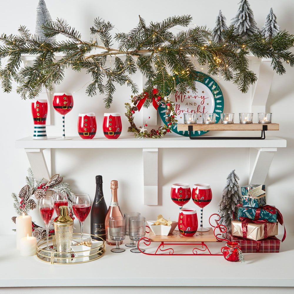 Kitchen Christmas decorating ideas to add festive cheer to cooking ...