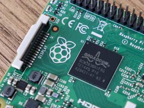 Hands-on with Raspberry Pi 2, a future Windows 10 computer for $35 ...