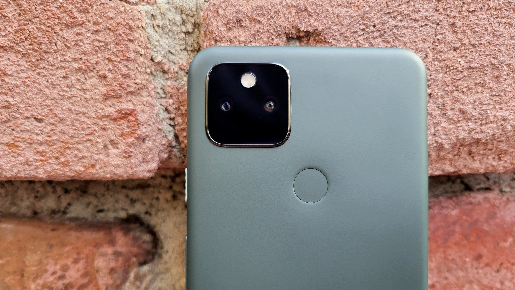 Forget side-mounted fingerprint readers, rear sensors are still a ...