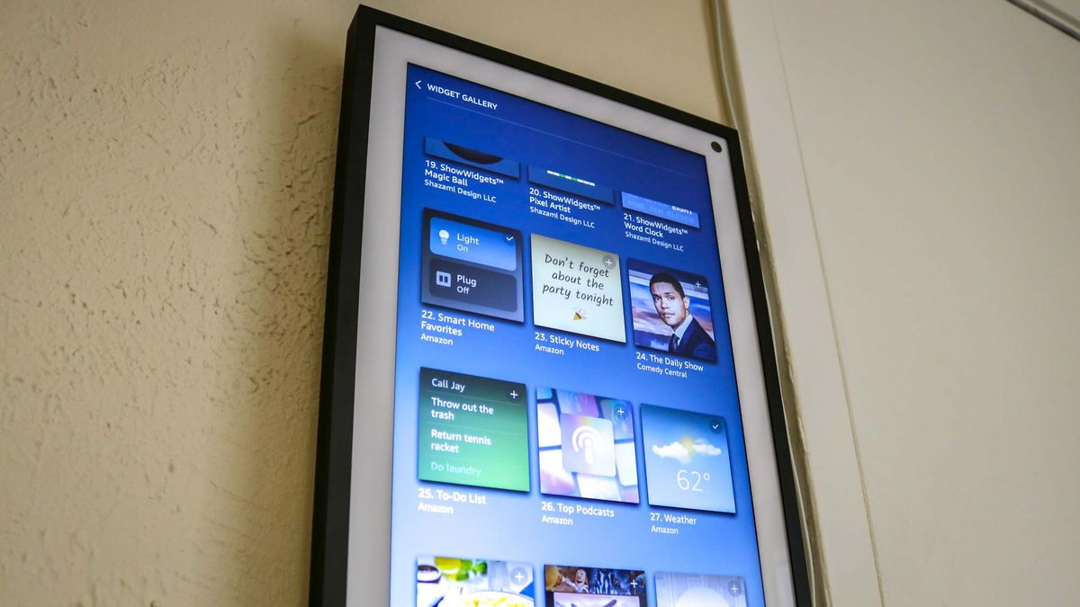 Amazon Echo Show 15 vs Echo Show 21: which wall-mountable smart display ...