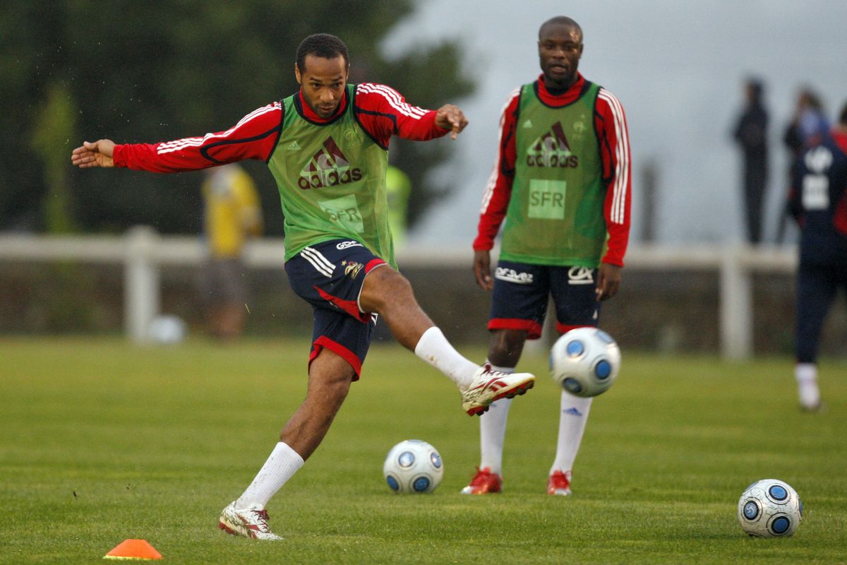 Thierry Henry: Finishing at speed | FourFourTwo