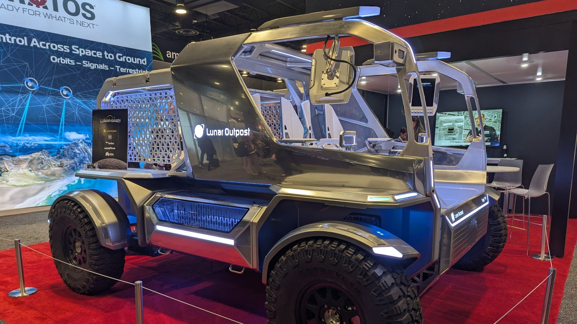 Lunar Outpost unveils sleek new 'Eagle' moon rover (photos) | Space